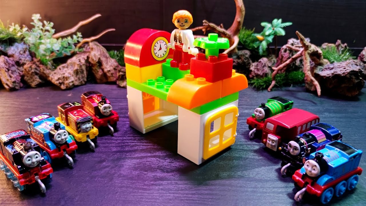Thomas and friends bermain lego berbentuk stasiun keren - YouTube