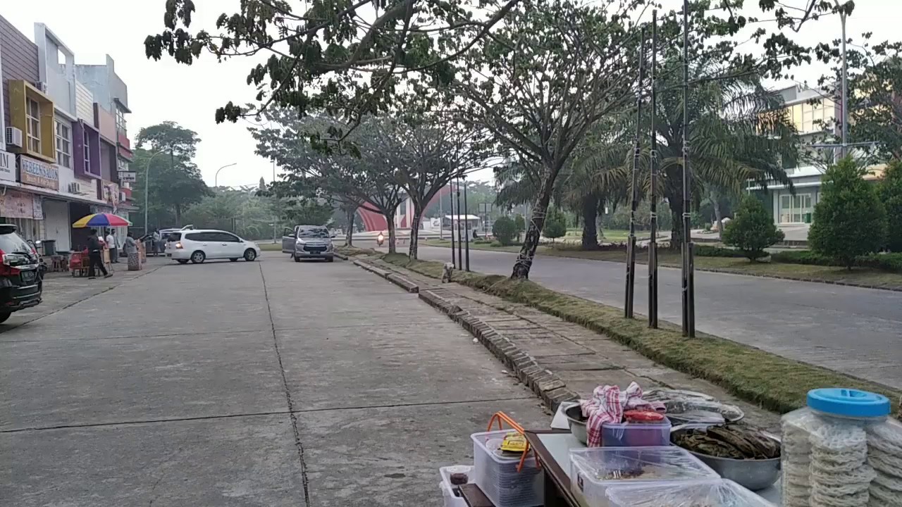 BAZAAR Tenant BORNEO Paradiso - YouTube