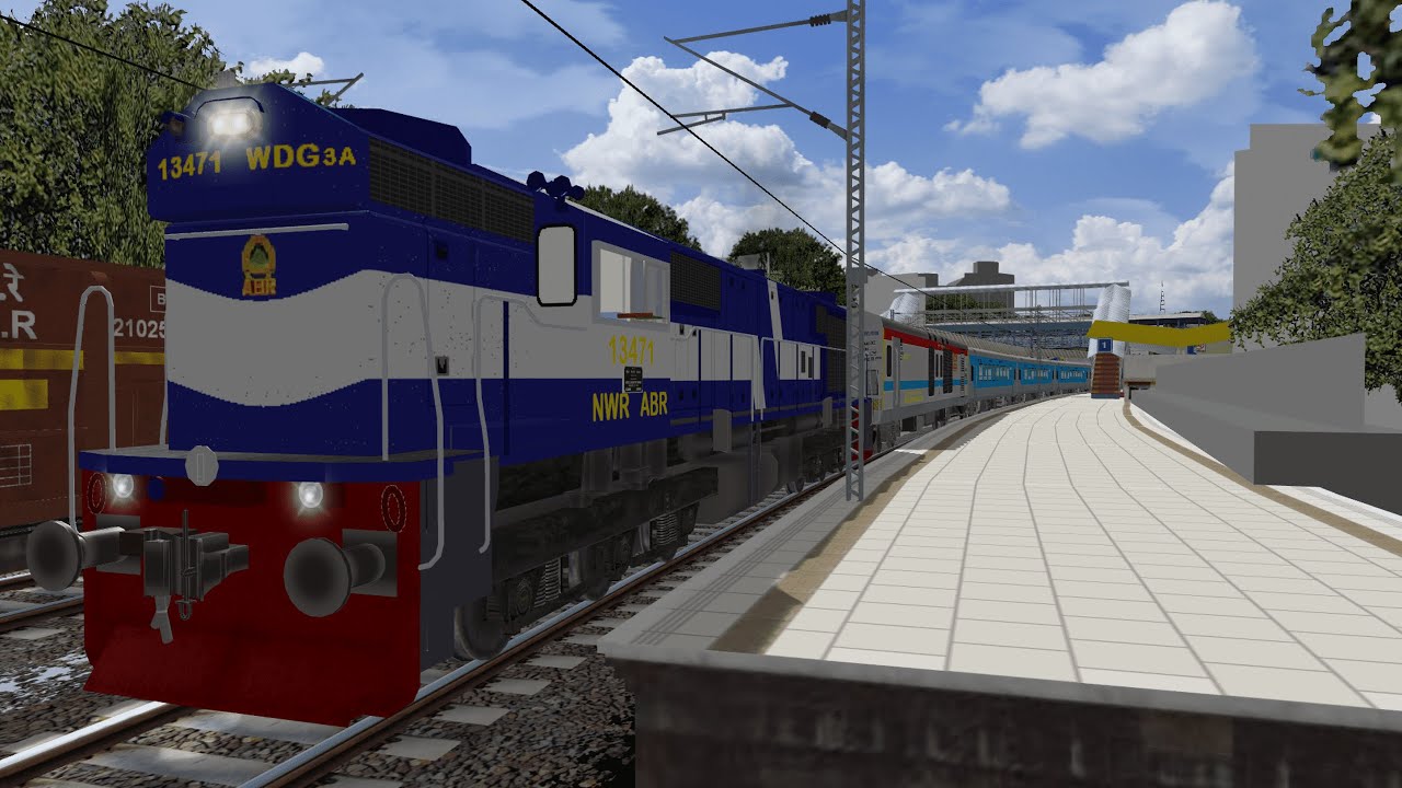 Gatimaan Express at full speed | Gatimaan express with diesel engine | Gatimaan Express High ...