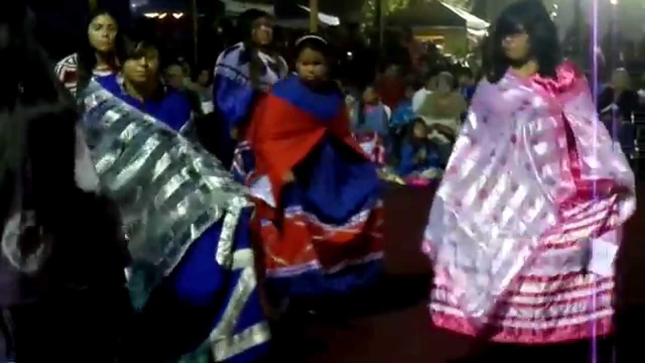 2014 Ft. Mojave Young Ladies Bird Dancing Video 2 - YouTube