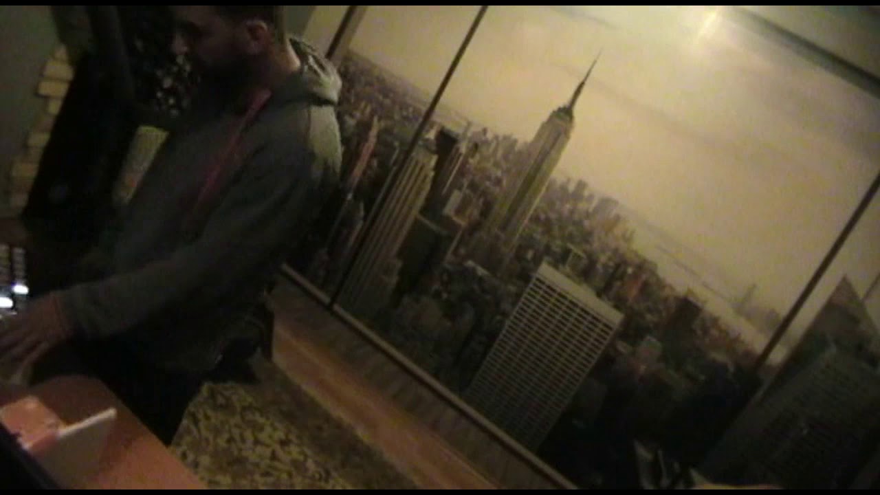 Techno room in New York 10 - YouTube