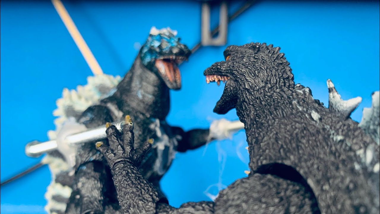 Godzilla 2004 vs legendary Godzilla part 1 (official) - YouTube