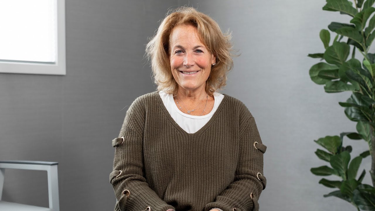 Transformative Smiles: Sherry's Journey with Dental Implants at Oral ...