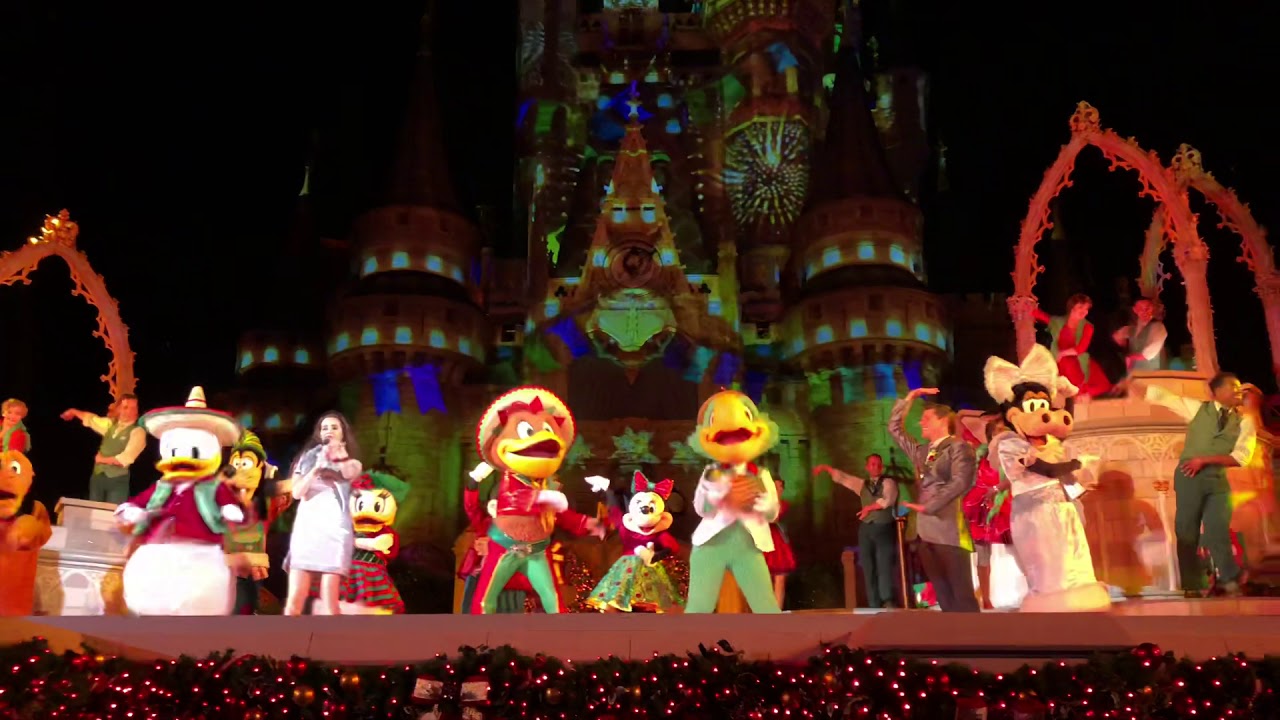 Mickey’s Most Merriest Celebration - MVMCP Christmas 2019 - YouTube