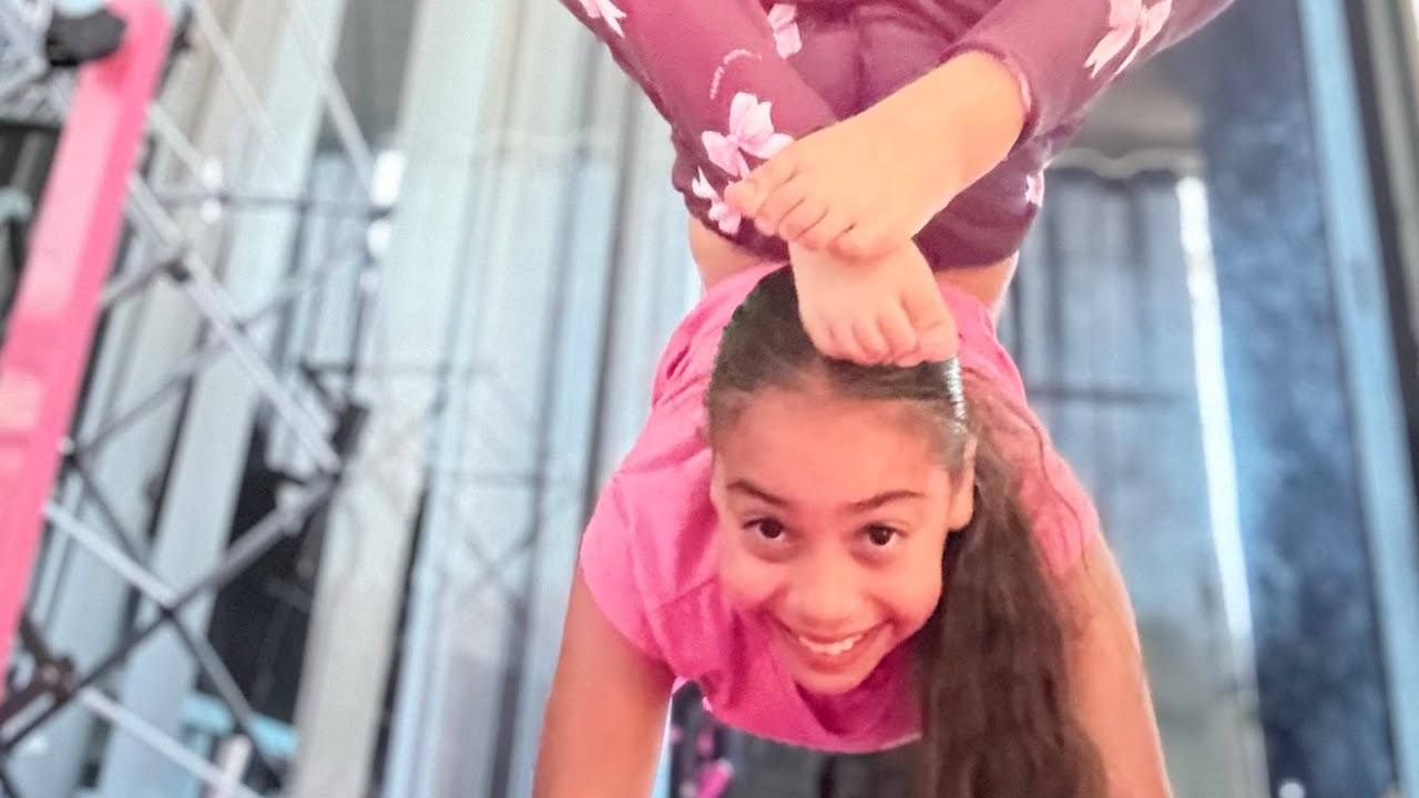 How to da a pullover on gymnastic bars🤪😨 - YouTube