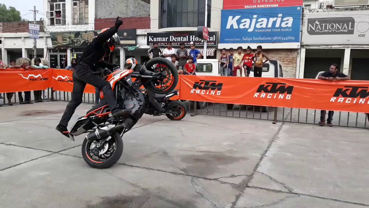 KTM STUNT SHOW IN JALANDHAR PART-2 - YouTube