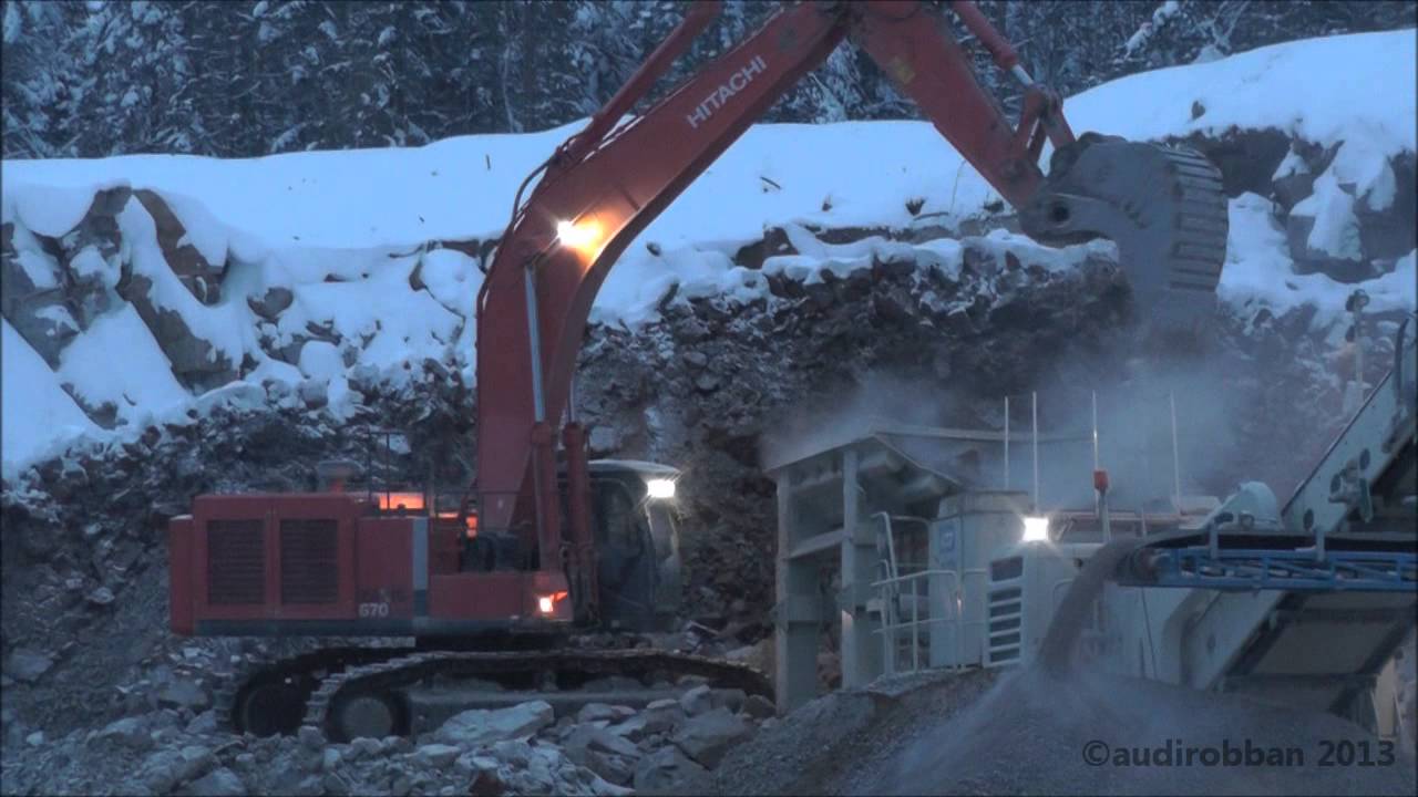 Hitachi Zaxis 670 LCH Working - YouTube