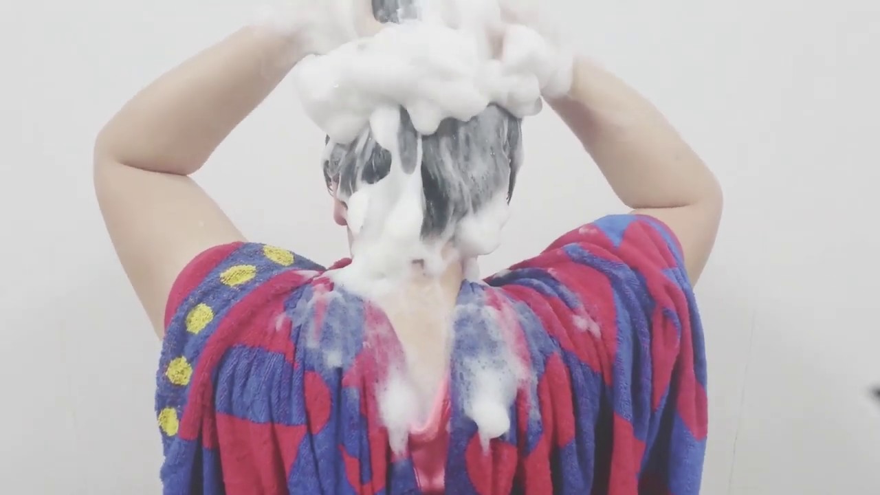 Hair wash using a foaming bottle- Shampoo ASMR - YouTube