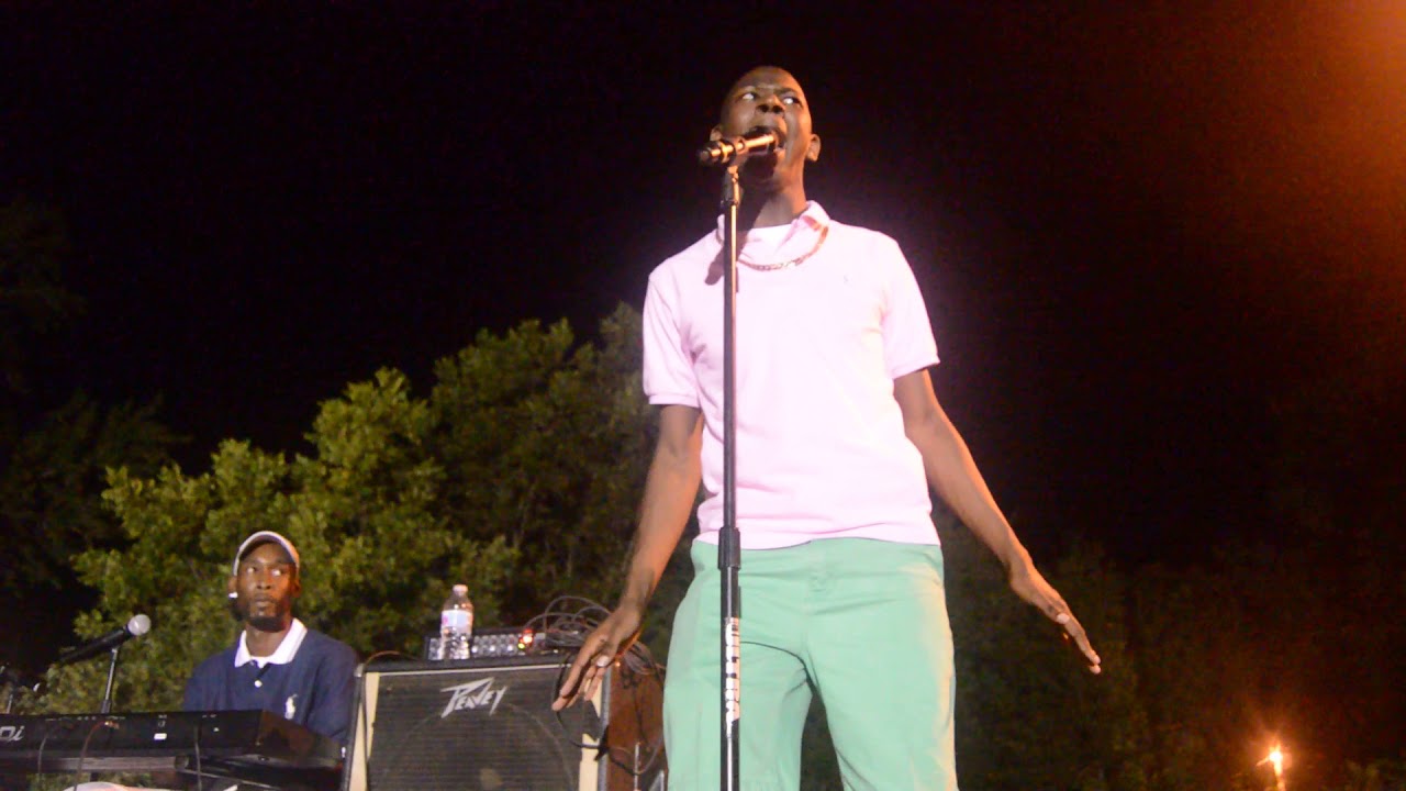 316 Deandre Walker "Tennessee Whiskey I'd Rather Be Blind" Live at Como Day 2017 - YouTube