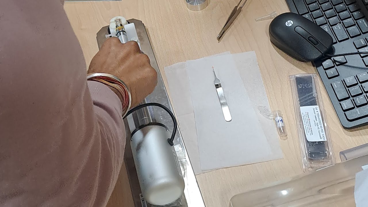 Transmission Electron Microscope (TEM) - Sample Preparation and Loading ...