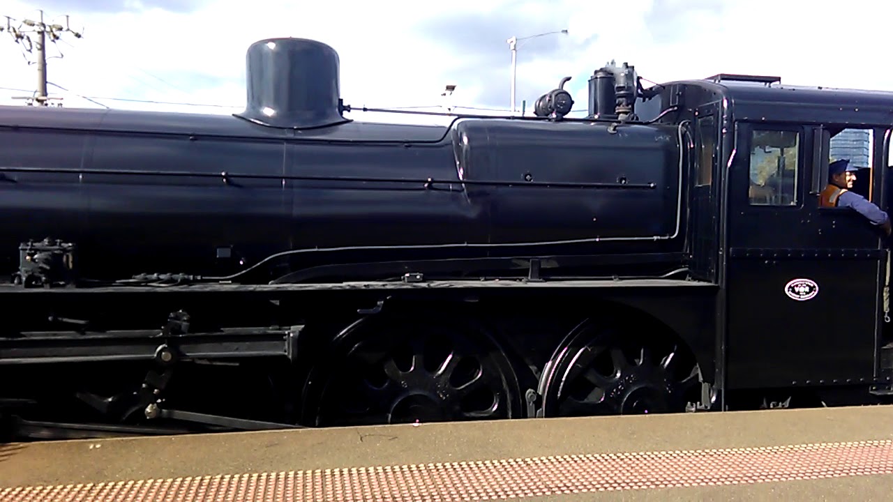 A2986 horn show - YouTube