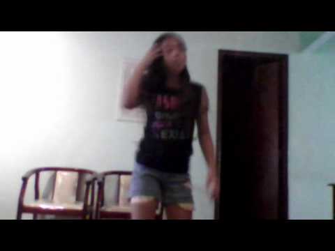 Larissa Dançando Danza Kuduro Do Lucenzo
