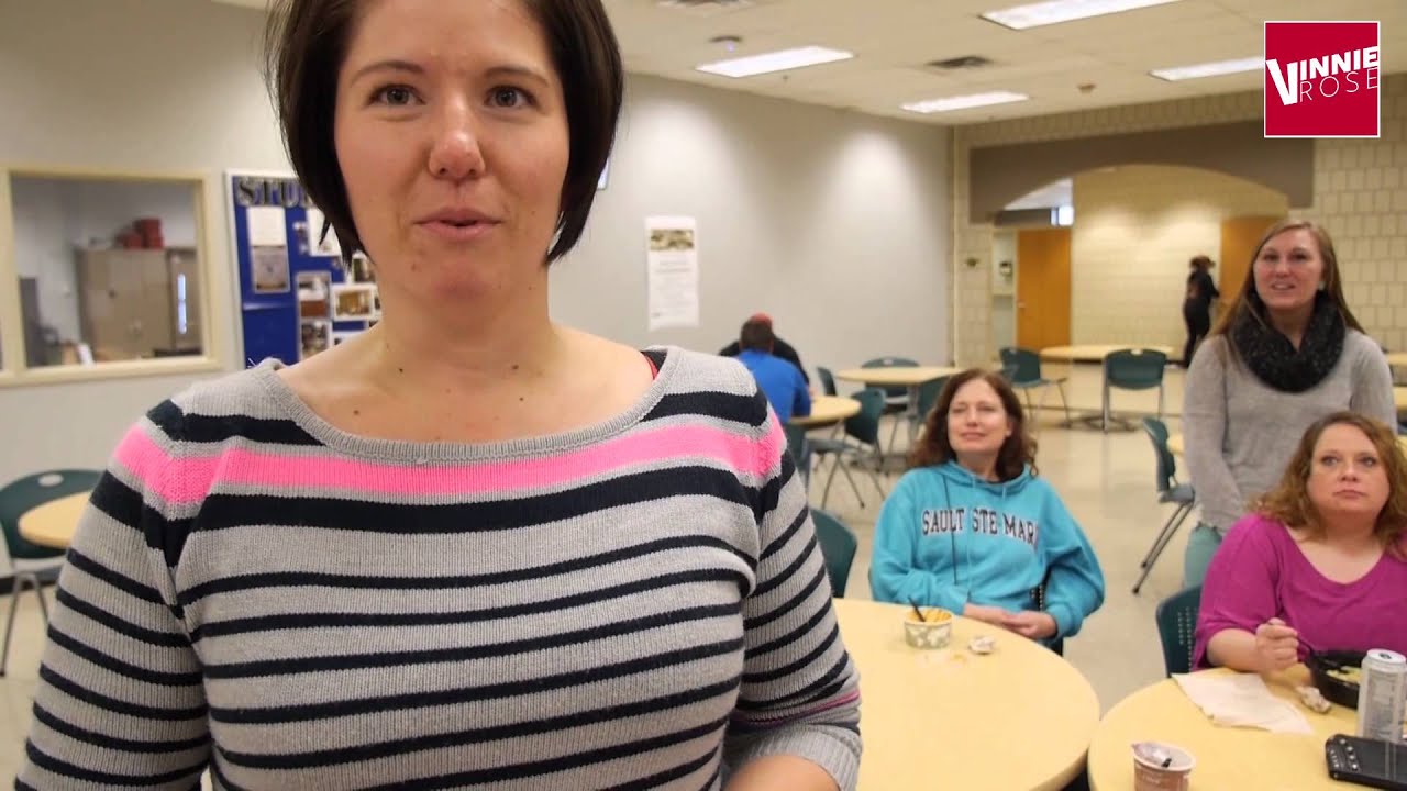 Vinnie Rose - Live Looping Singer/Songwriter - YouTube