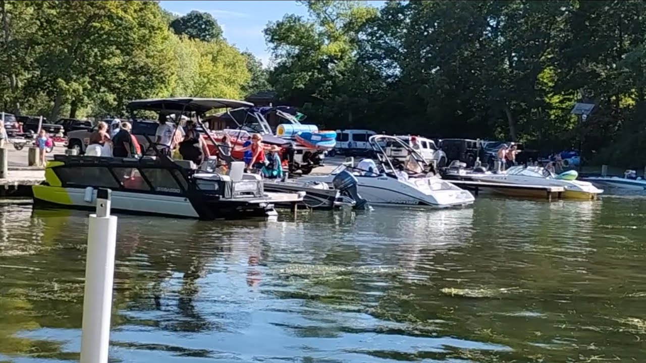 Busy Labor Day Weekend at the Boat Launch Ramps! - YouTube