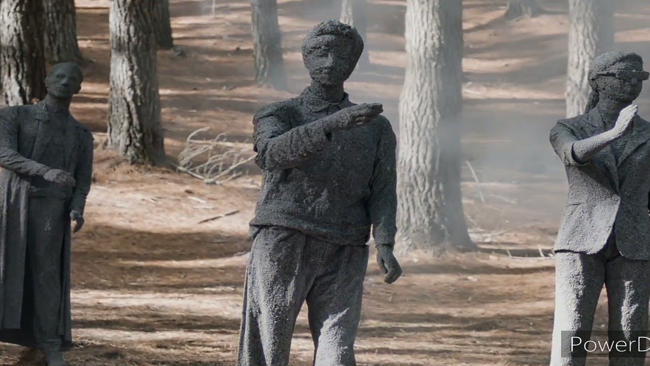 Power Rangers Dino Super Charge - The Rangers Rock - The Rangers Turn ...