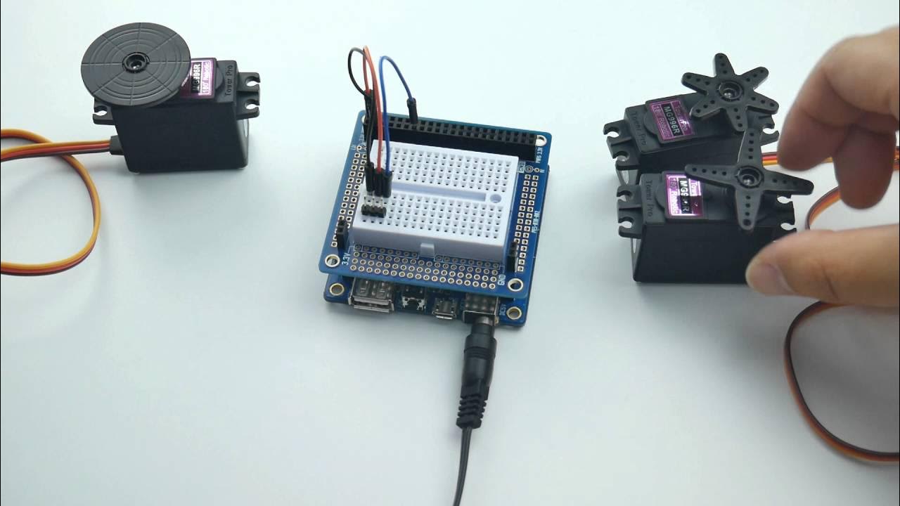 Servo Motor Initializing using PHPoC Blue - YouTube