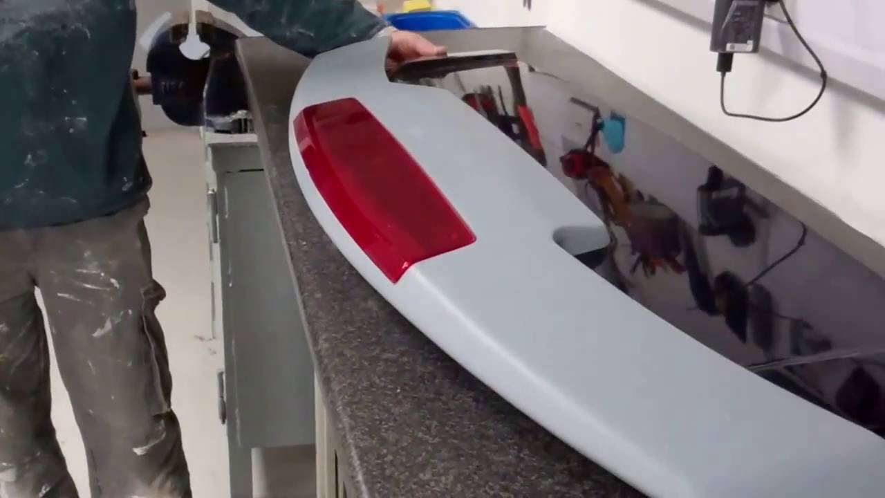 How to fit accessory spoiler to Range Rover L322 rear tailgate - YouTube