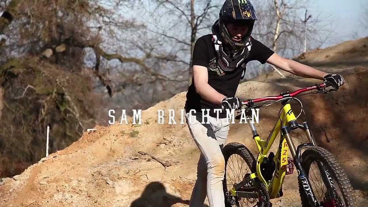 Sam Brightman rides Penshurst. - YouTube