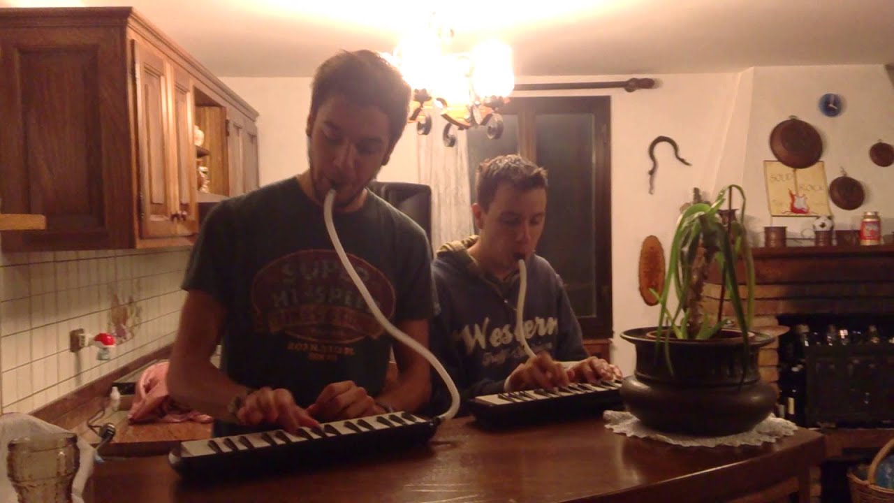 MELODICA Spongebob squarepants theme song - YouTube