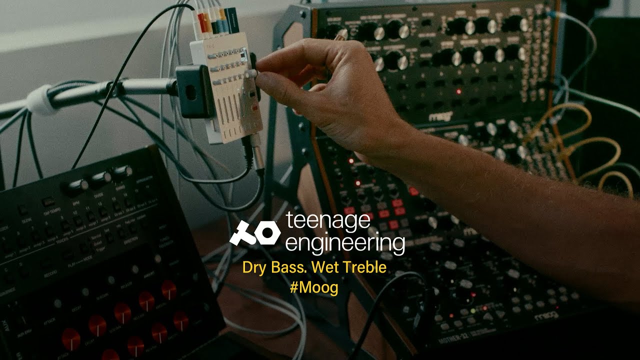 Dry bass. Wet Treble. A @teenageengineering TX-6 in a semi-modular rig ...