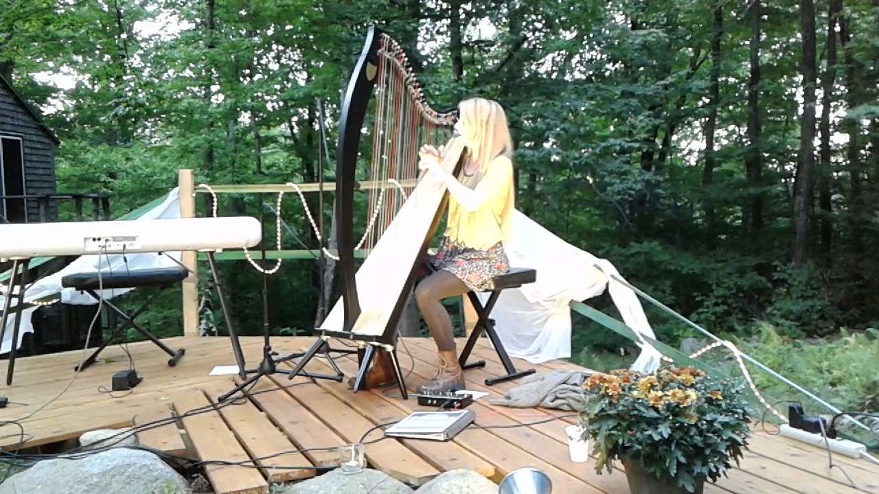 Ruth Acuff sings at hippy hollow September 11 2016 - YouTube