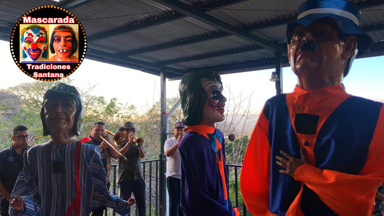 Mascarada y tradiciones Santana y Cimarrona Heredia x Media Calle - YouTube