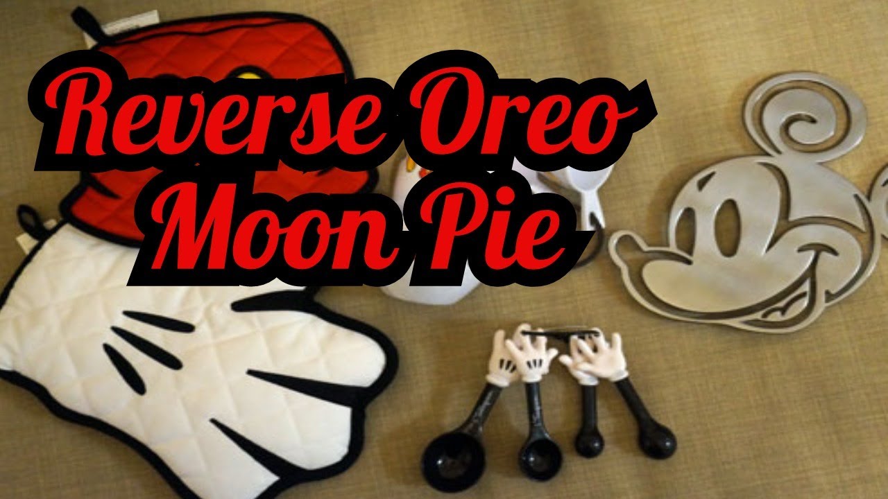 THE REVERSE OREO MOON PIE RECIPE / QUICK AND EASY MOON PIE RECIPES ...