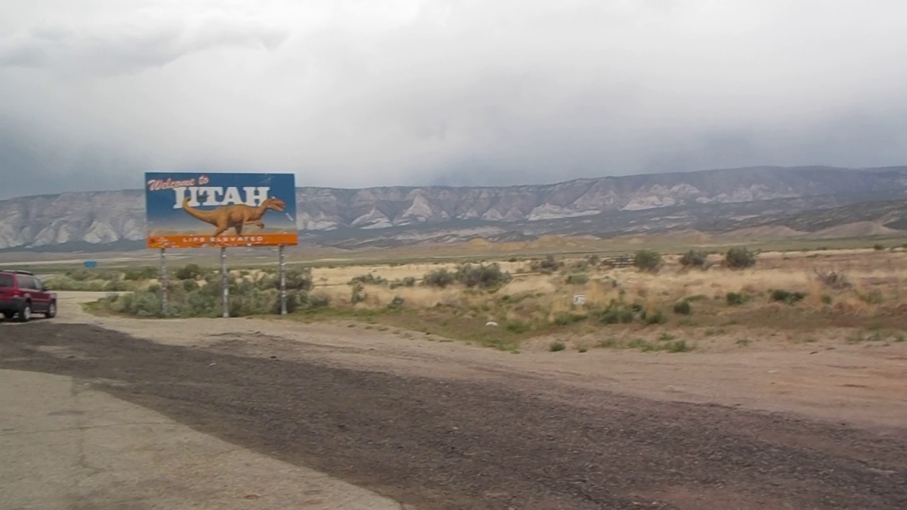 Picturesque Utah-Colorado border - YouTube