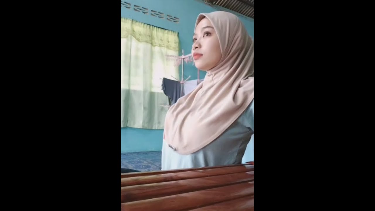 Cikya terlebih payung 🍑 - YouTube