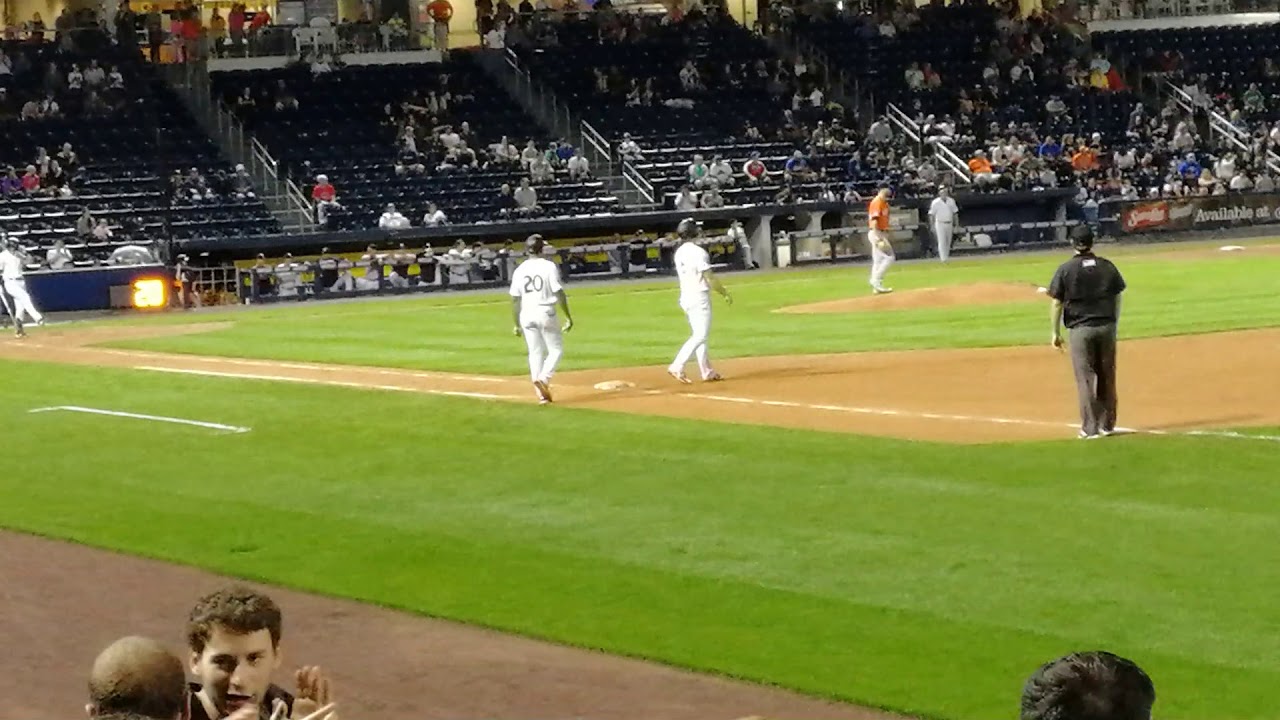 My First Baseball Game! ⚾🇺🇸 // Pt. 2 - YouTube