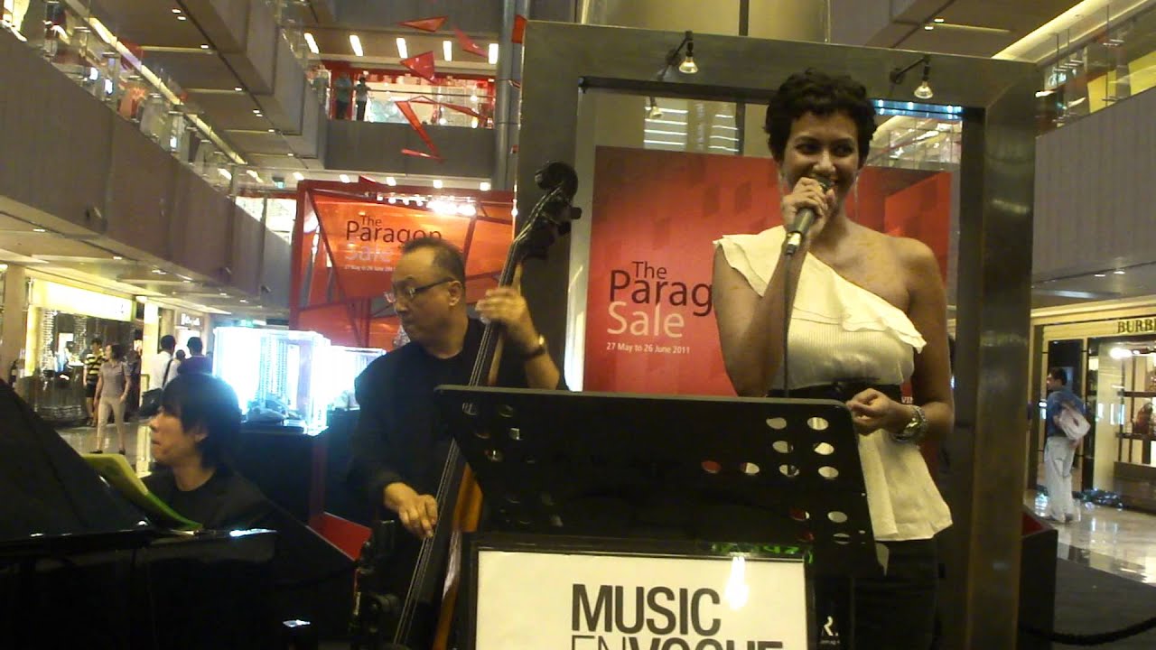 God Bless The Child by Carol Gomez @ Paragon Music En Vogue 27 May 11 ...