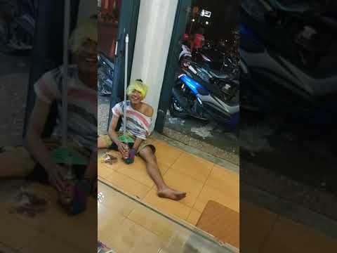 Orang gila ada di toko king acc