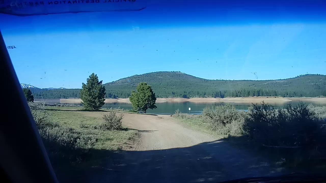 Yes you can drive down to the edge of the water at Boca Reservoir - YouTube