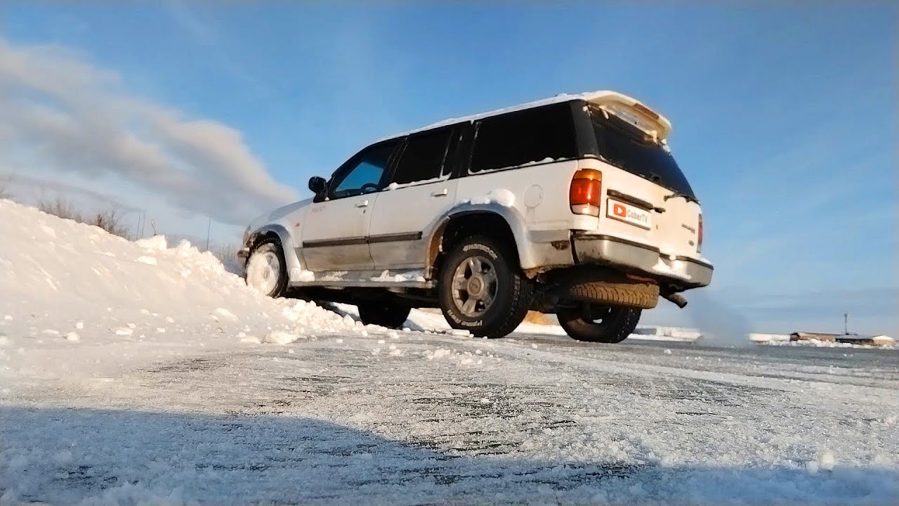 Ford Explorer DRIFT - YouTube