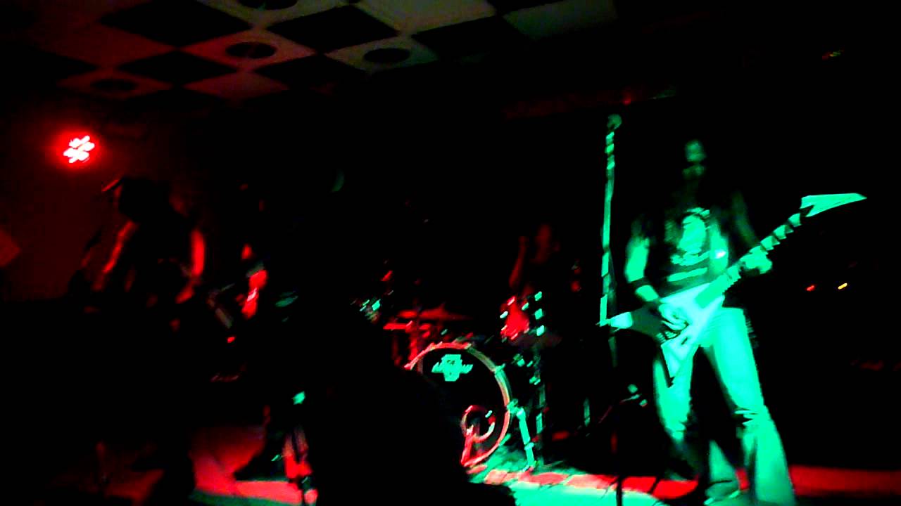 Skull Daze @ United Club - Torino 01/10/2011 1/2 - YouTube