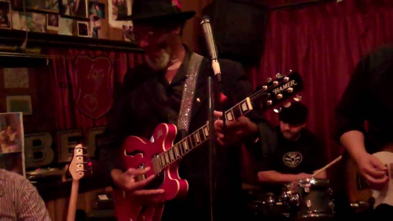 Elliott's Evil Plan - Elliott Shannonhouse with Alvin Draper - YouTube