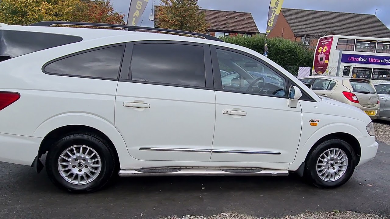 Ssangyong 7 Sitzer