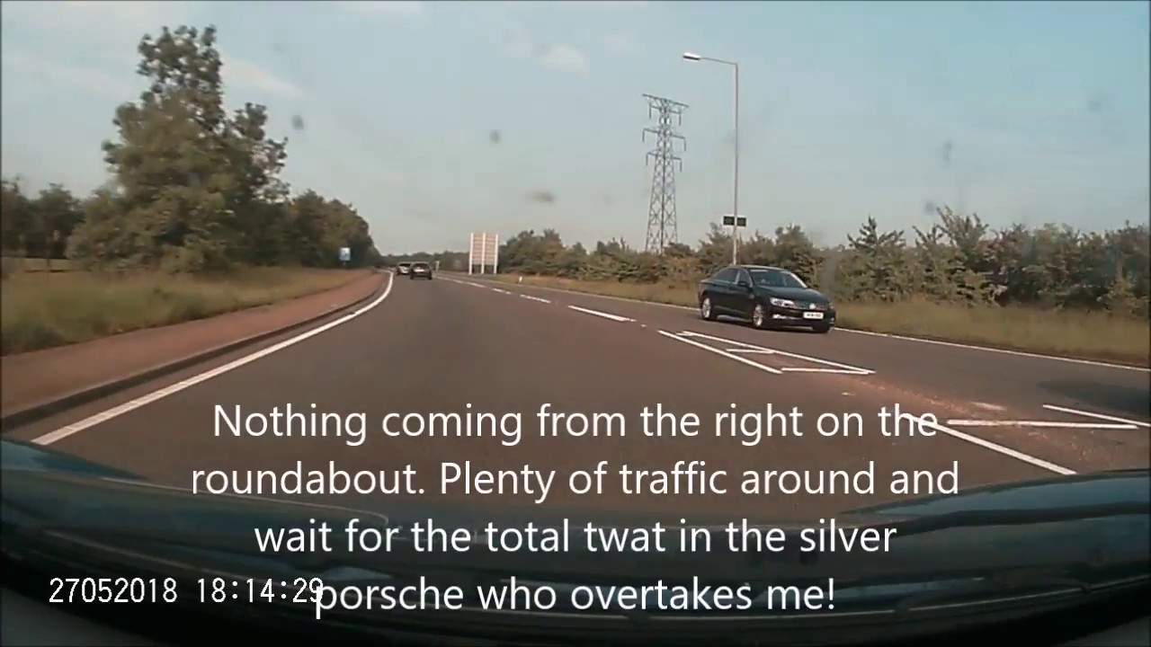 VERY DANGEROUS Porsche overtaking on A428 Cambs (St Neots to Caxton ...