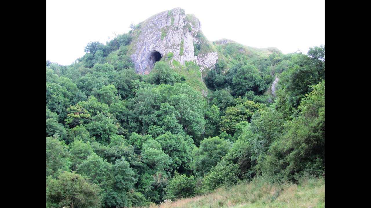 Peak District Country Walk - Manifold Valley-Ecton Hill-Wetton-Thor's ...