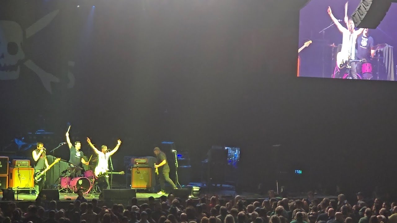 Teenage Bottlerocket live - [Partial set] - Mohegan Sun - Uncasville, CT - 3/13/25 - YouTube