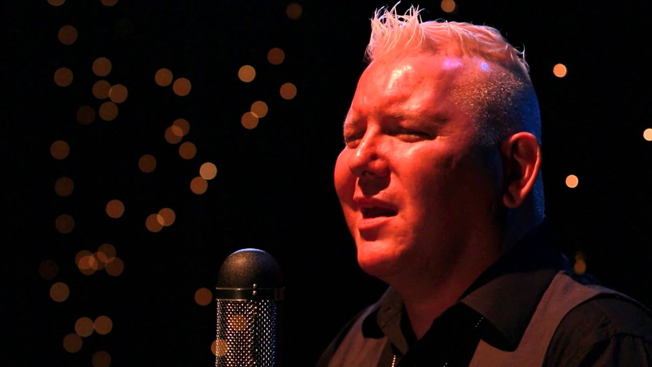 Today I Started Loving You Again - YouTube