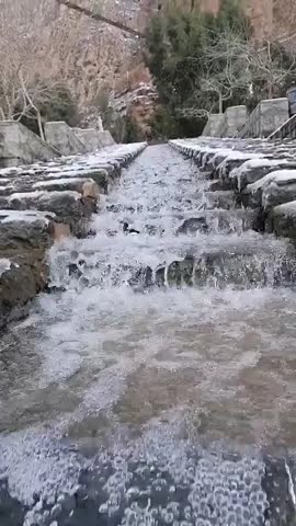 "Ladar Spring" near Khomeyni Shahr, Isfahan Province, Iran#iran - YouTube
