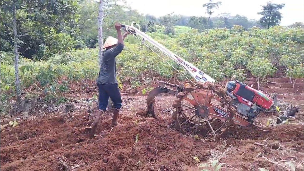 Traktor Tangan Tenaga Surya - YouTube