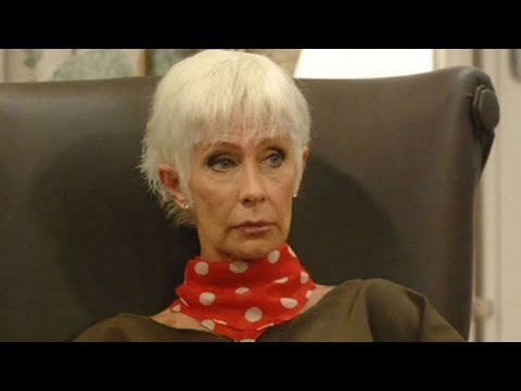 María Valenzuela vuelve el teatro con "Eva y Victoria" - YouTube