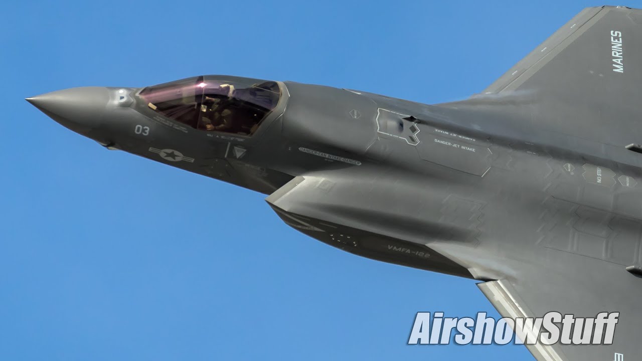 F-35B Lightning II Demonstration - Yuma Airshow 2019 - YouTube