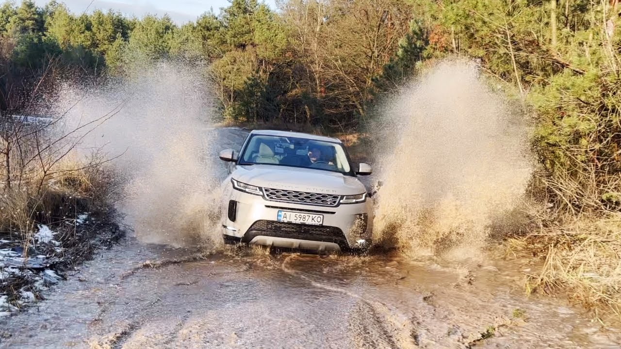 Range Rover Evoque Off-Road Test, Moose and Slalom Test, Driving on the ...