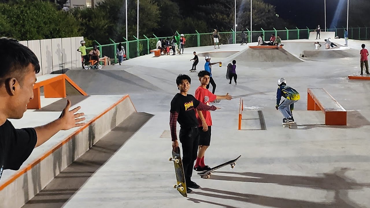 Biggest Skatepark in India Review! (Pune, India) - YouTube