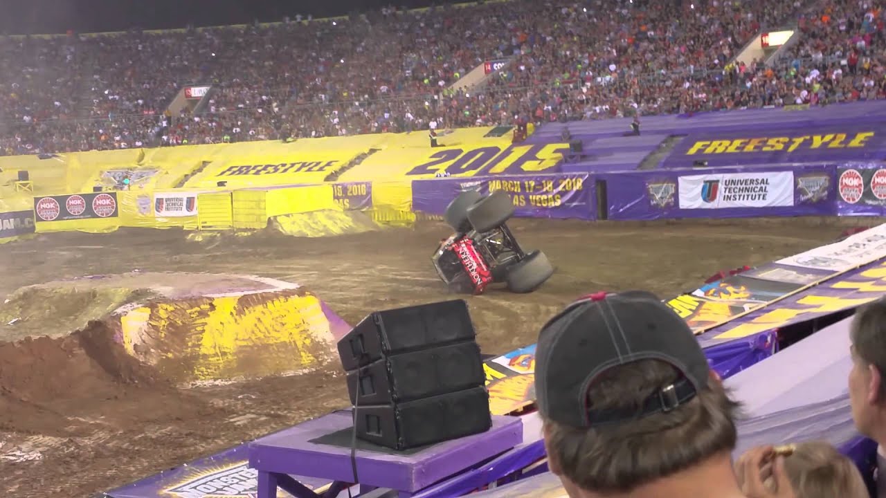 2015 Monster Jam World Finals XVI Freestyle Northern Nightmare - YouTube