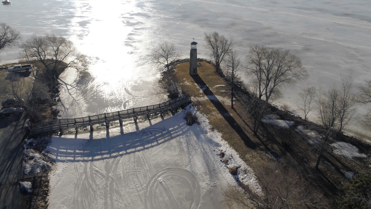 Asylum Point Lighthouse Oshkosh Wisconsin - YouTube