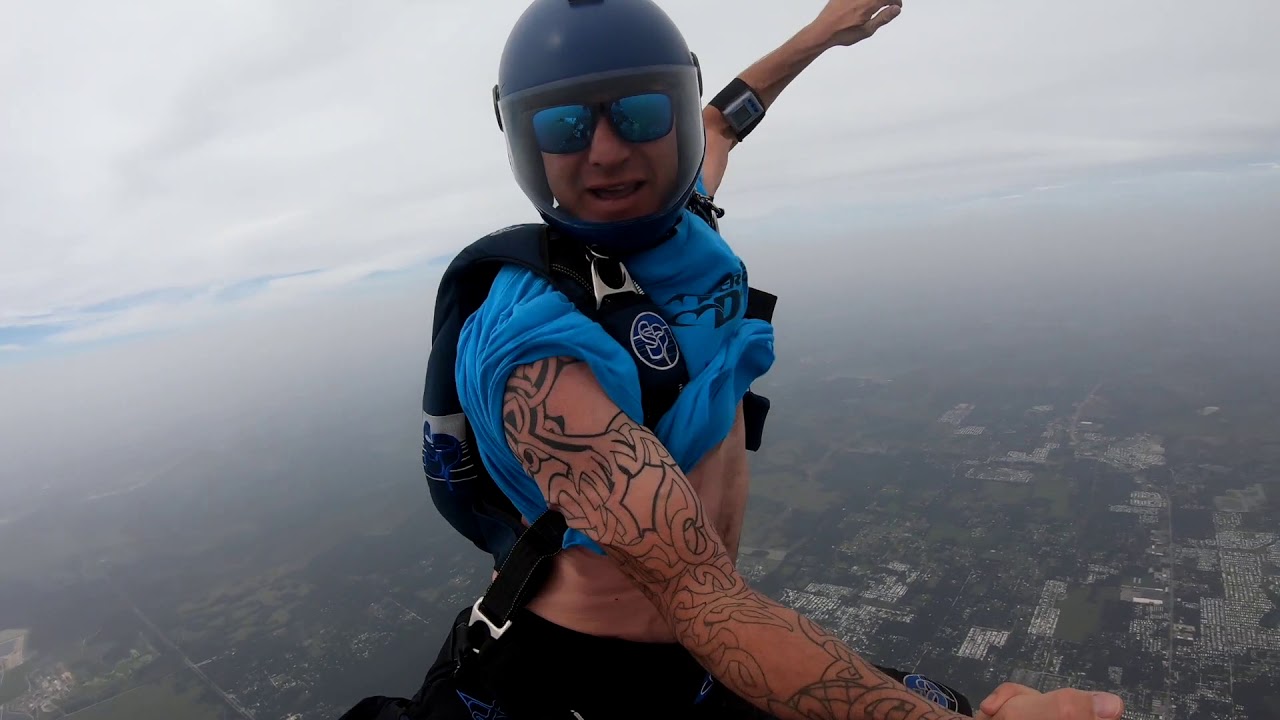 Skydive Zhills endless summer 2019 - YouTube